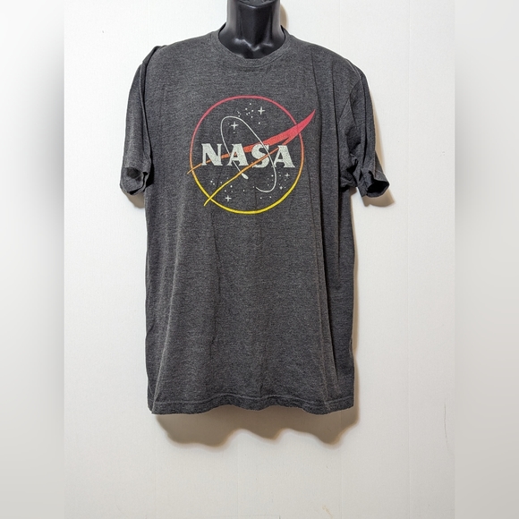 Fifth Sun | Shirts | Mens Fifth Sun Tshirt Graphic Gray Nasa Space ...